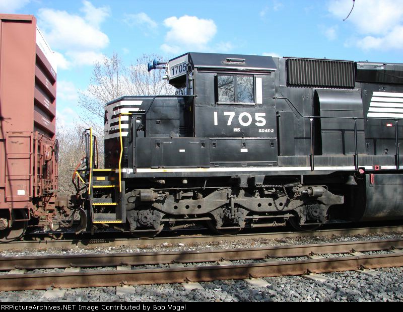NS 1705